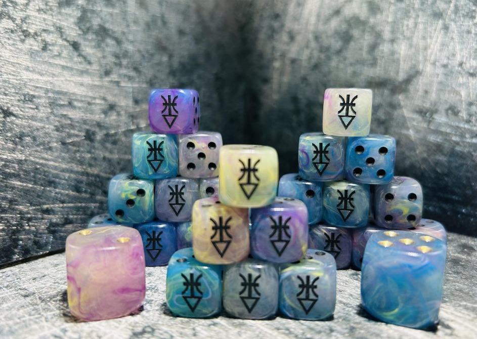 The Jesters 12mm Dice Set - Da Scrapyard Ork
